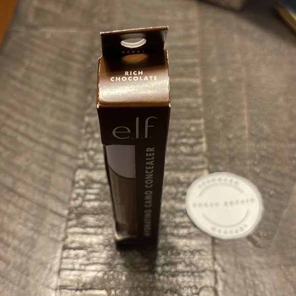ELF | Makeup | Elf Hydrating Camo Concealer In Rich Chocolate | Poshmark